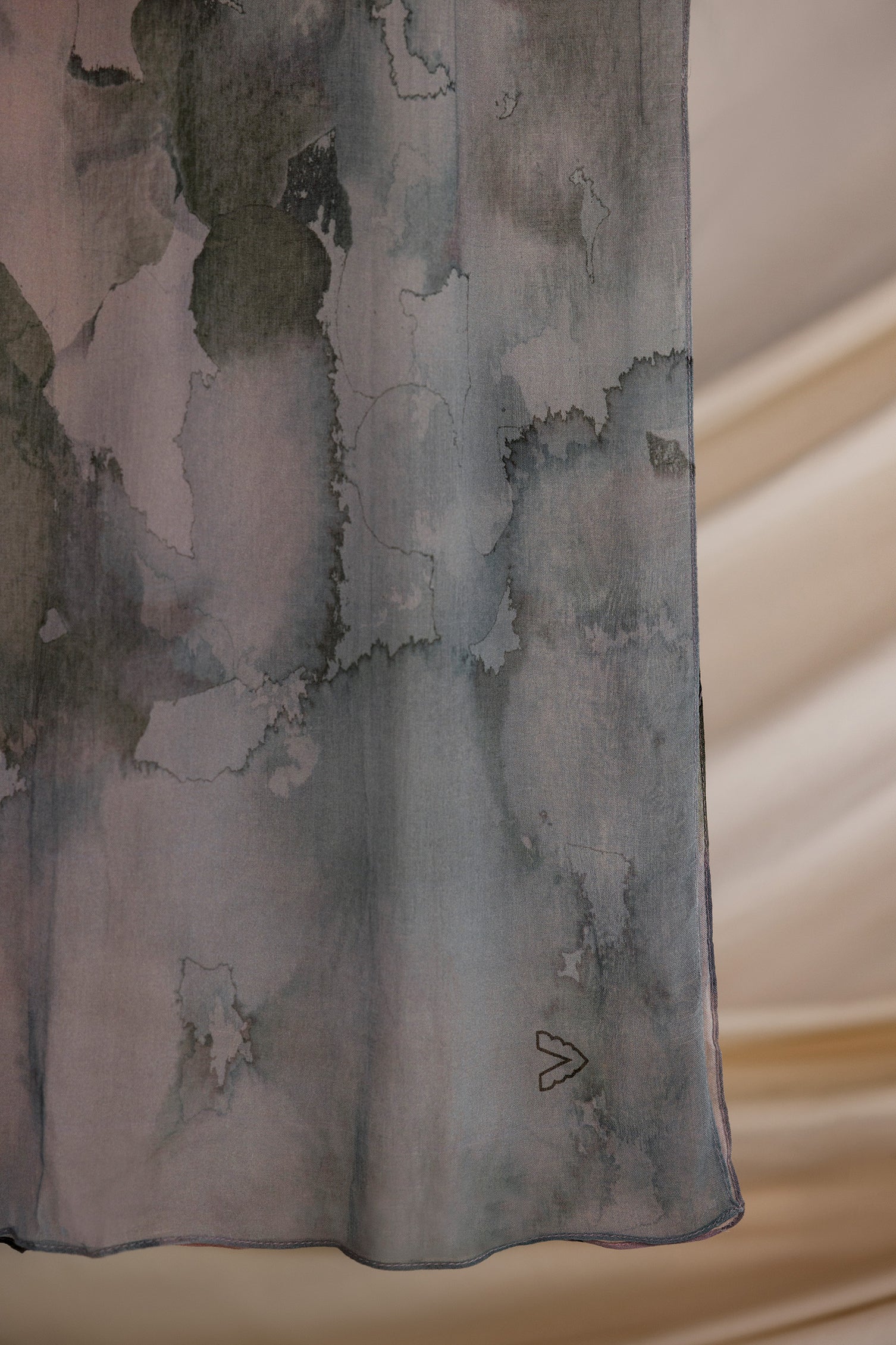 Watercolor Stone Hijab - Elegant Watercolor Hijab Online – Vela